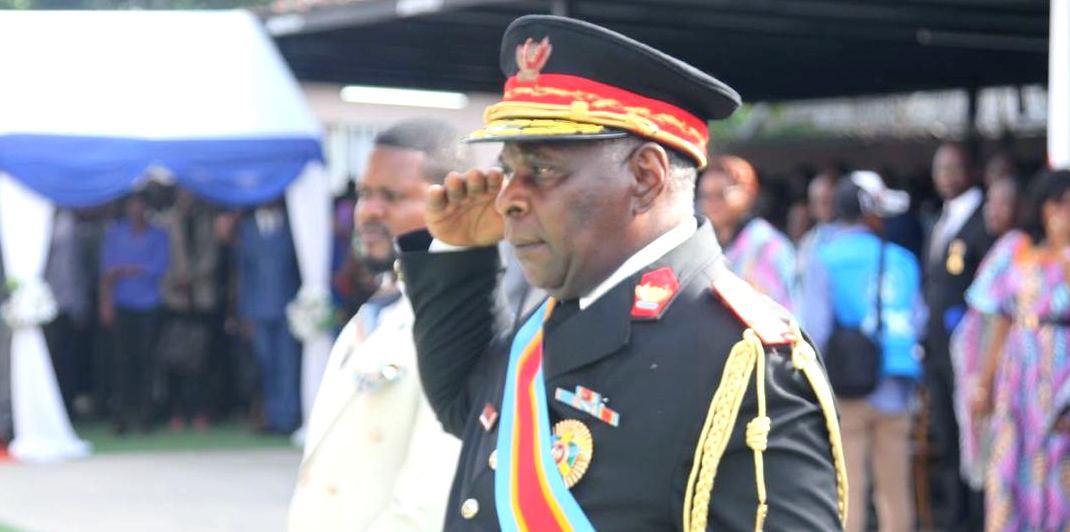 merit award decoration - MBM CONSEIL